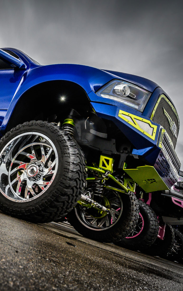 Featured Builder: Exclusive DTS - Houston, TX - AMERICAN TRUXX